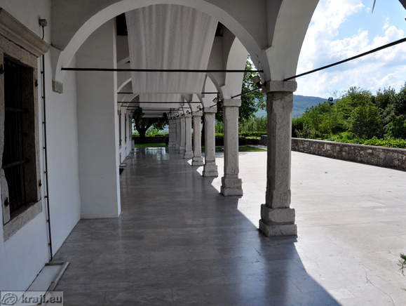 Schloss Zemono [Fotos] | KRAJI - Slowenien